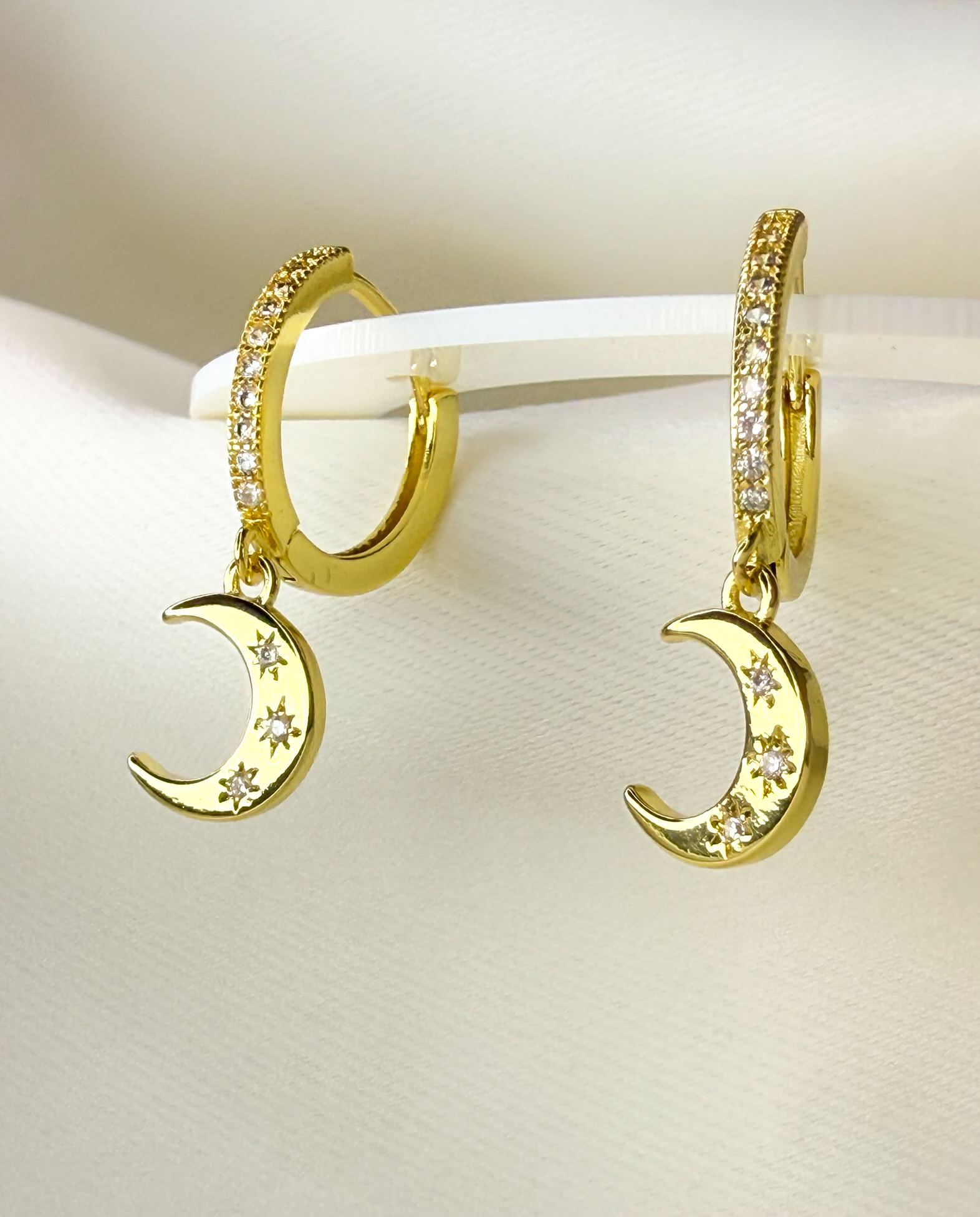 Golden Moon Hoops – TOBRU